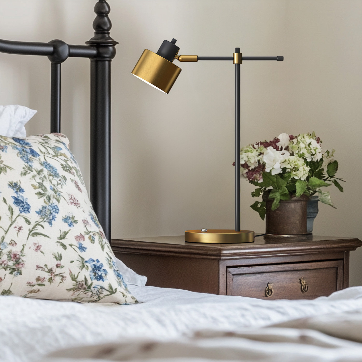 Mercer41 22.2 "metal gold reading desk lamp with matte black finish ...