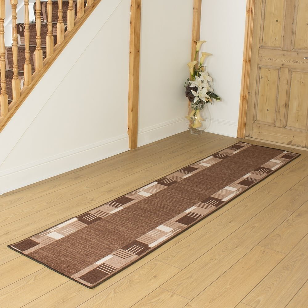 ClassicLiving Bale Looped/Hooked Dark Brown Hallway Runner Rug ...