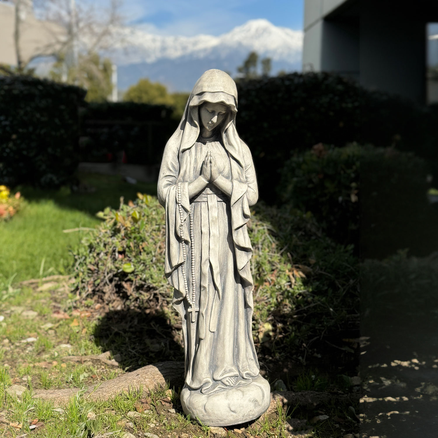 Red Barrel Studio Blessed Mother Virgin Mary Garden Statue Madonna with ...