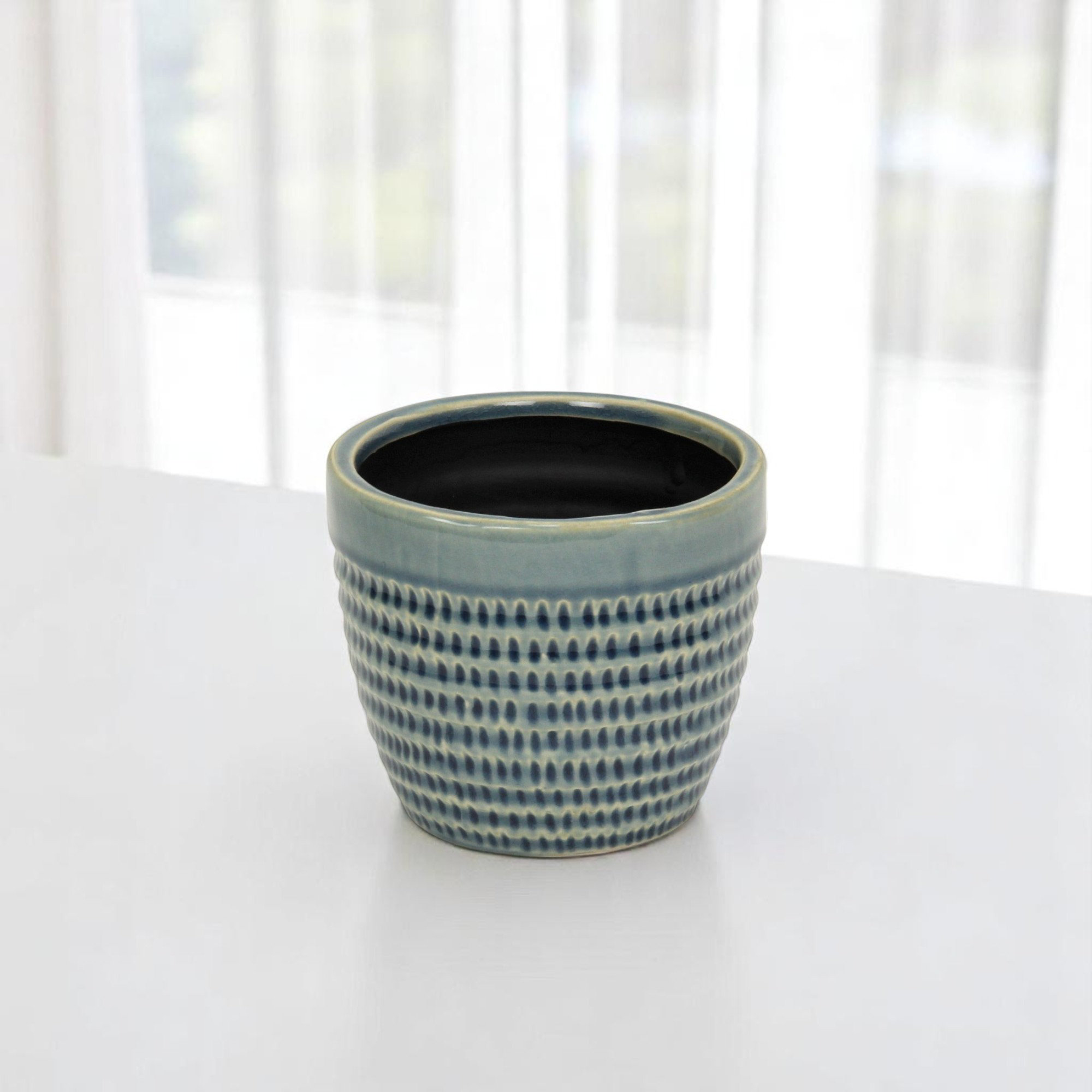 HomeRoots Blue Ceramic 22 Ounce Dotted Round Distressed Pot Planter ...