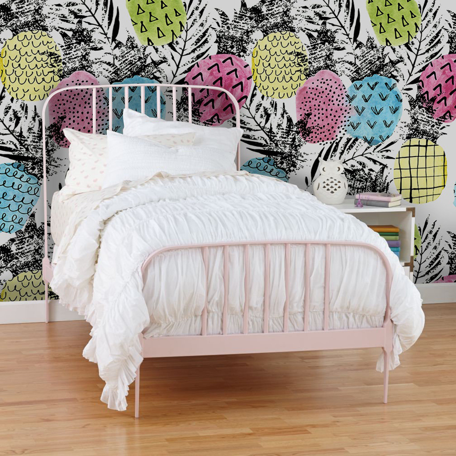 Latitude Vive Antoria No Pattern And Not Solid Colour Wallpaper ...