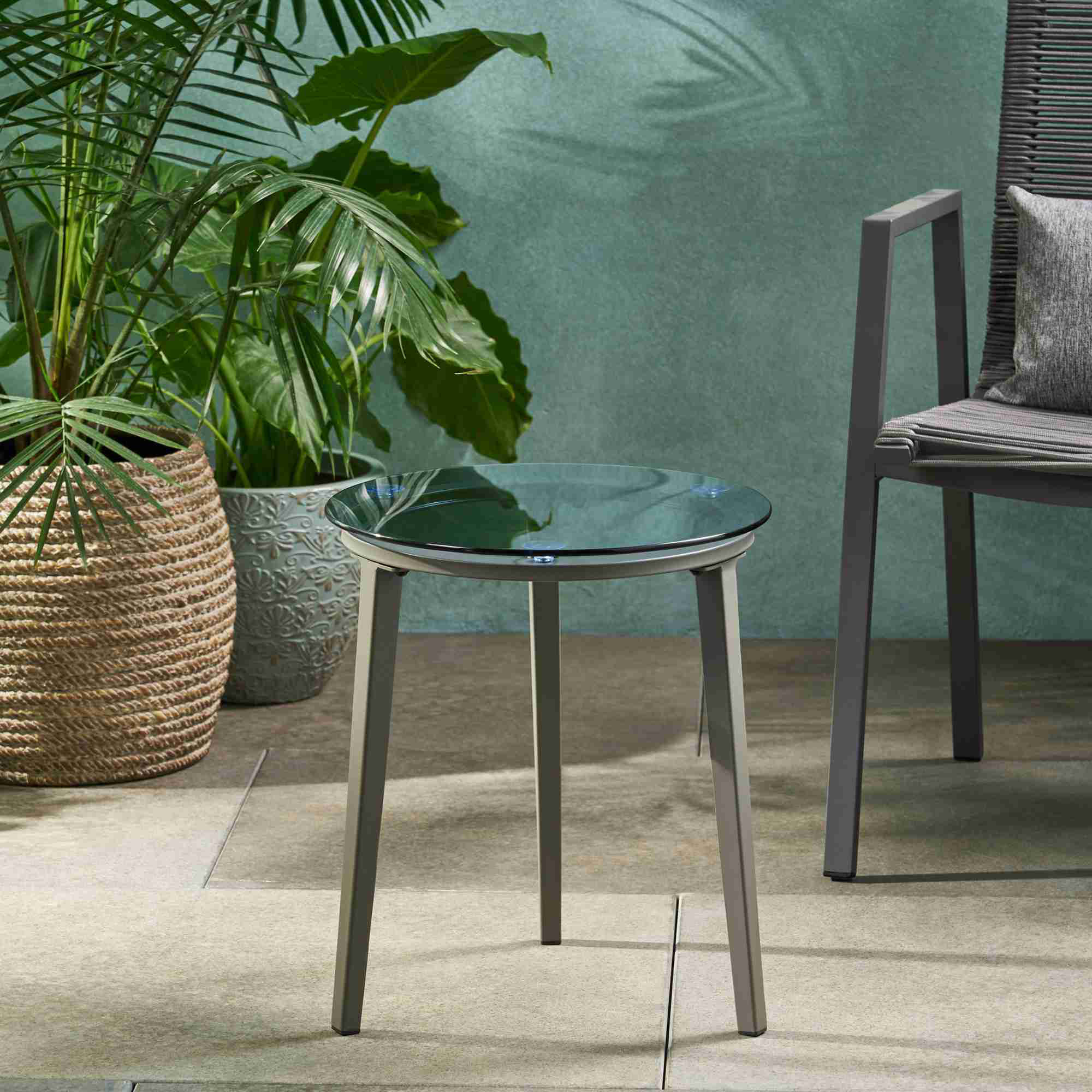 Dovecove PEBBLE SIDE TABLE - Wayfair Canada
