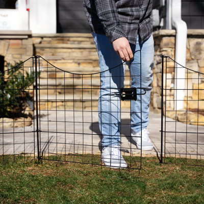 thealyn Decorative Metal Garden Fence 18" x 18" & Reviews | Wayfair