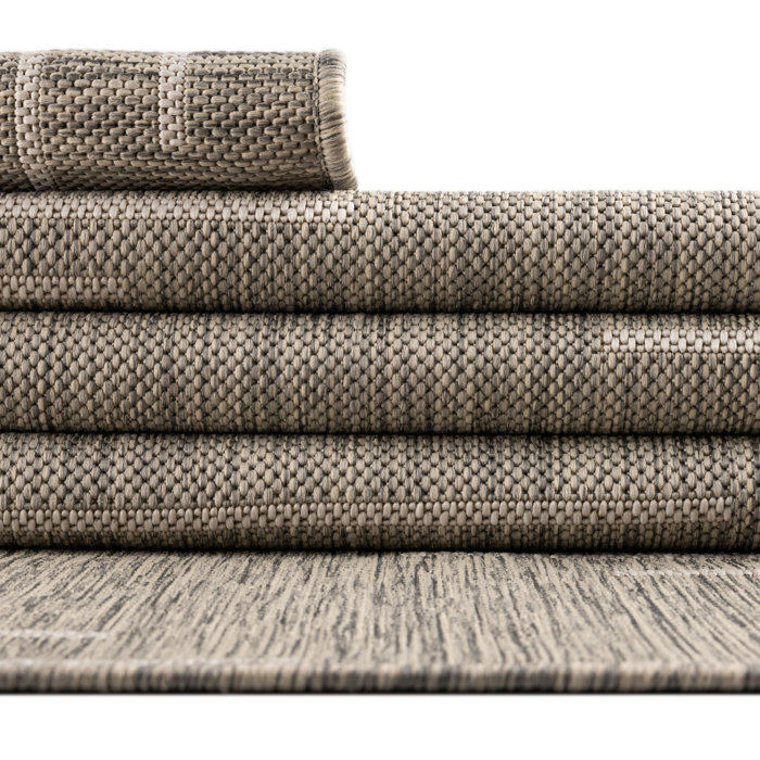 Foundry Select Ava-Mary Striped Indoor/Outdoor Rug & Reviews | Wayfair
