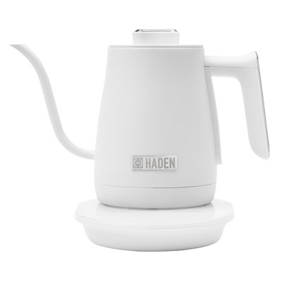 all white kettle