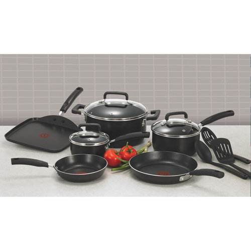 T-fal Signature Total Non-stick 12-piece Cookware Set, Black & Reviews ...