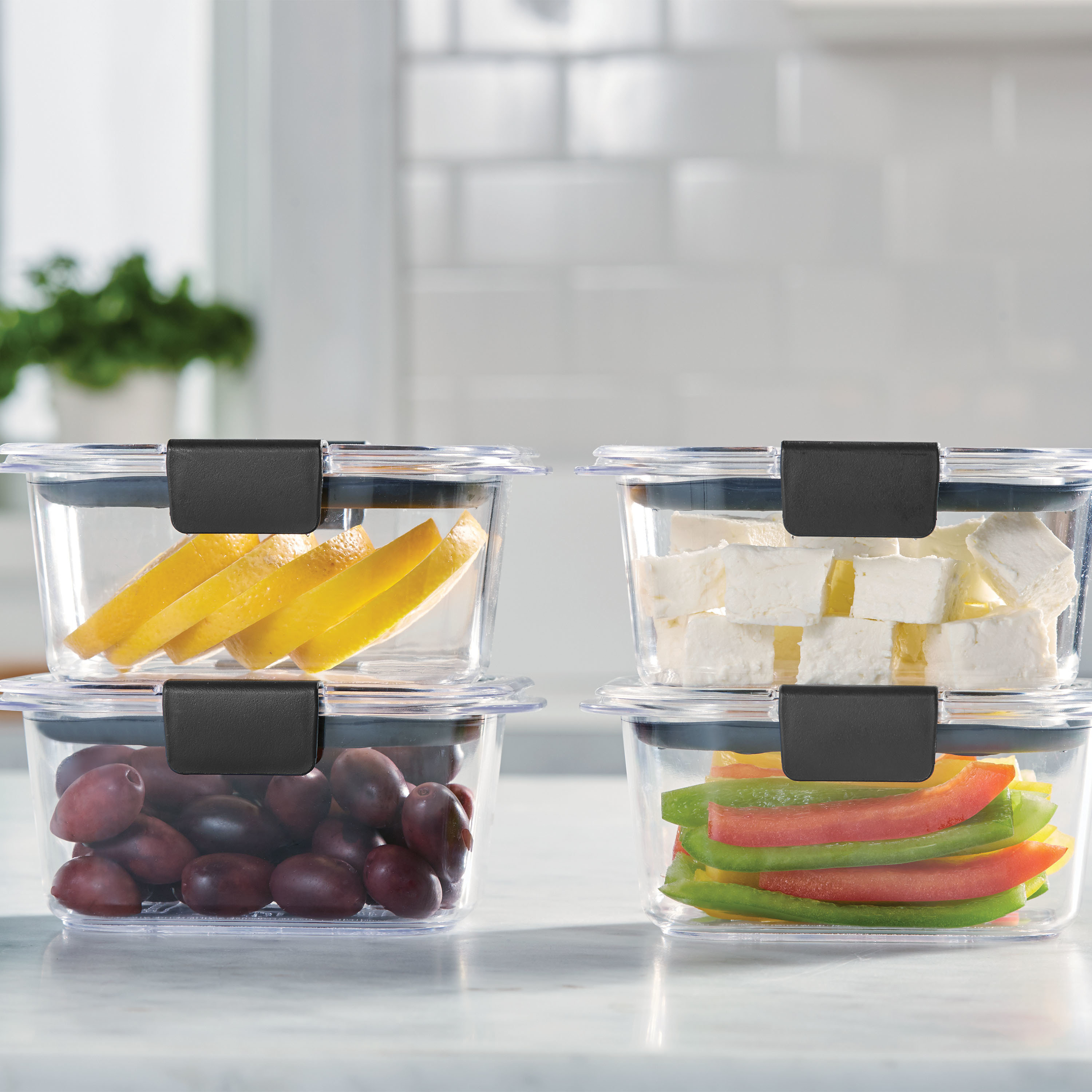 Rubbermaid Brilliance Food Storage Containers, BPA-Free Plastic, 4.7 ...