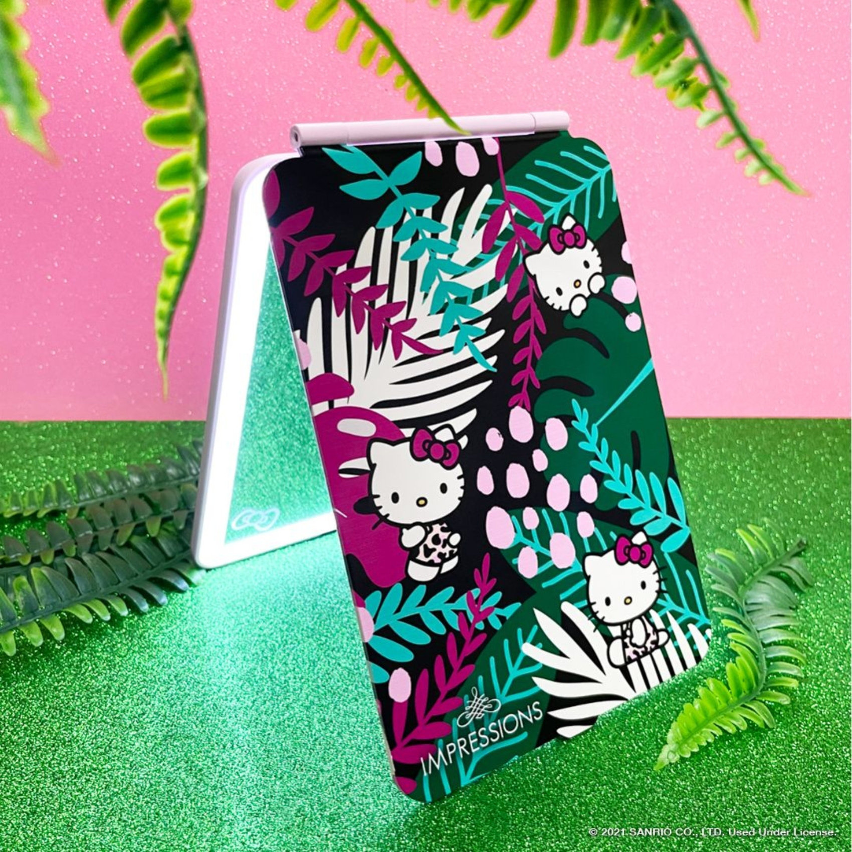 IMPRESSIONS VANITY · COMPANY Hello Kitty Touch Pad Mini Tri-Tone Makeup ...