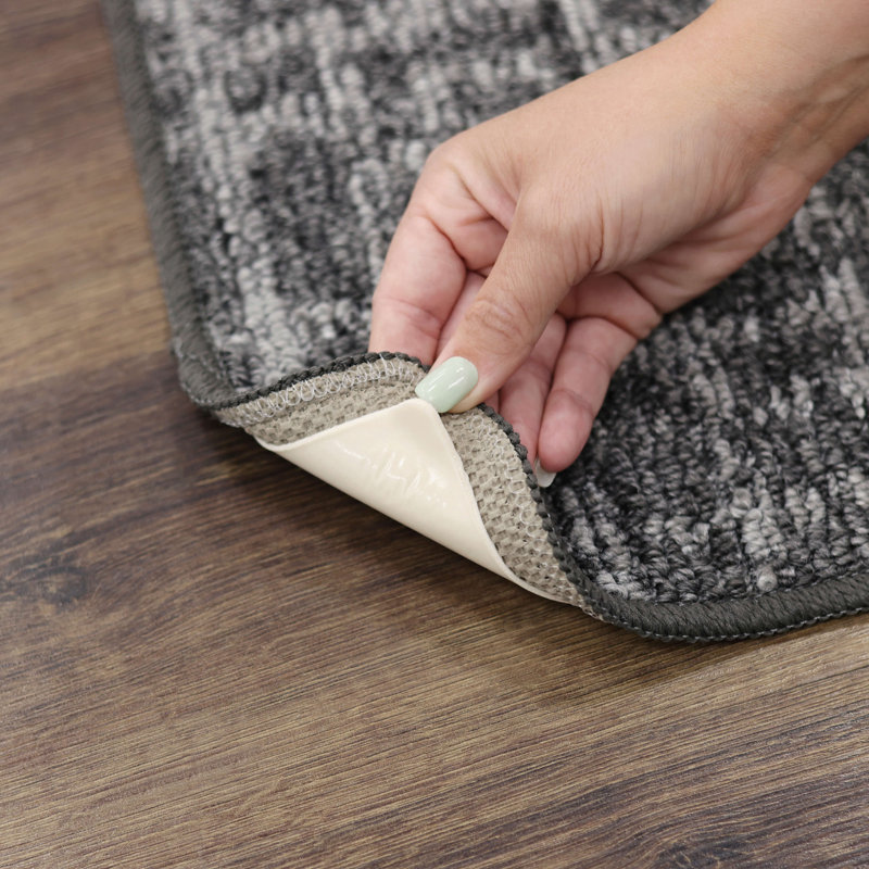Mohawk Home Grippers 0.1'' Thick Corner Grips Rug Tape/Adhesive ...