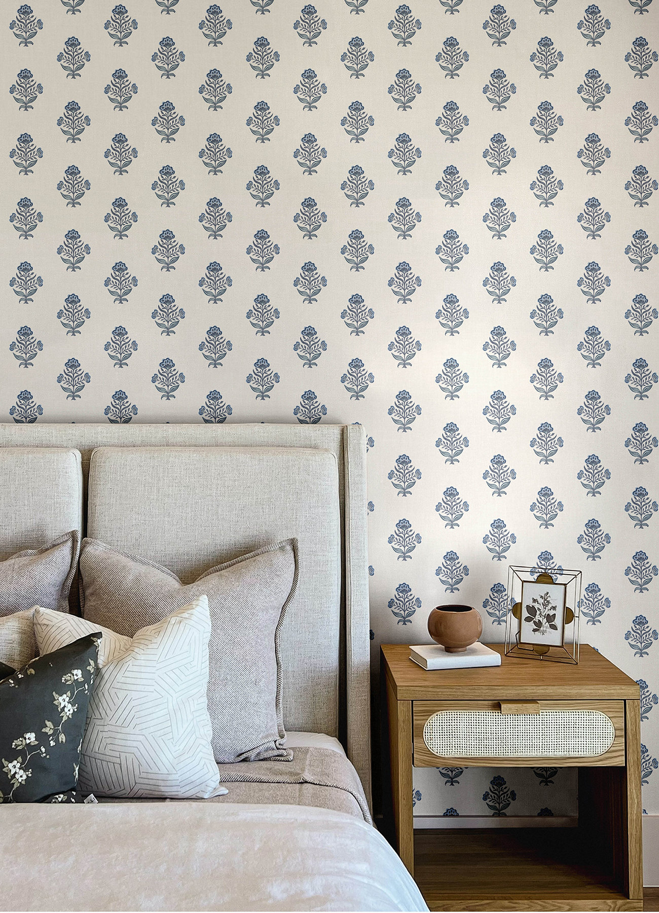 Lark Manor™ Hollyhock Honey Floral Crest Wallpaper | Wayfair