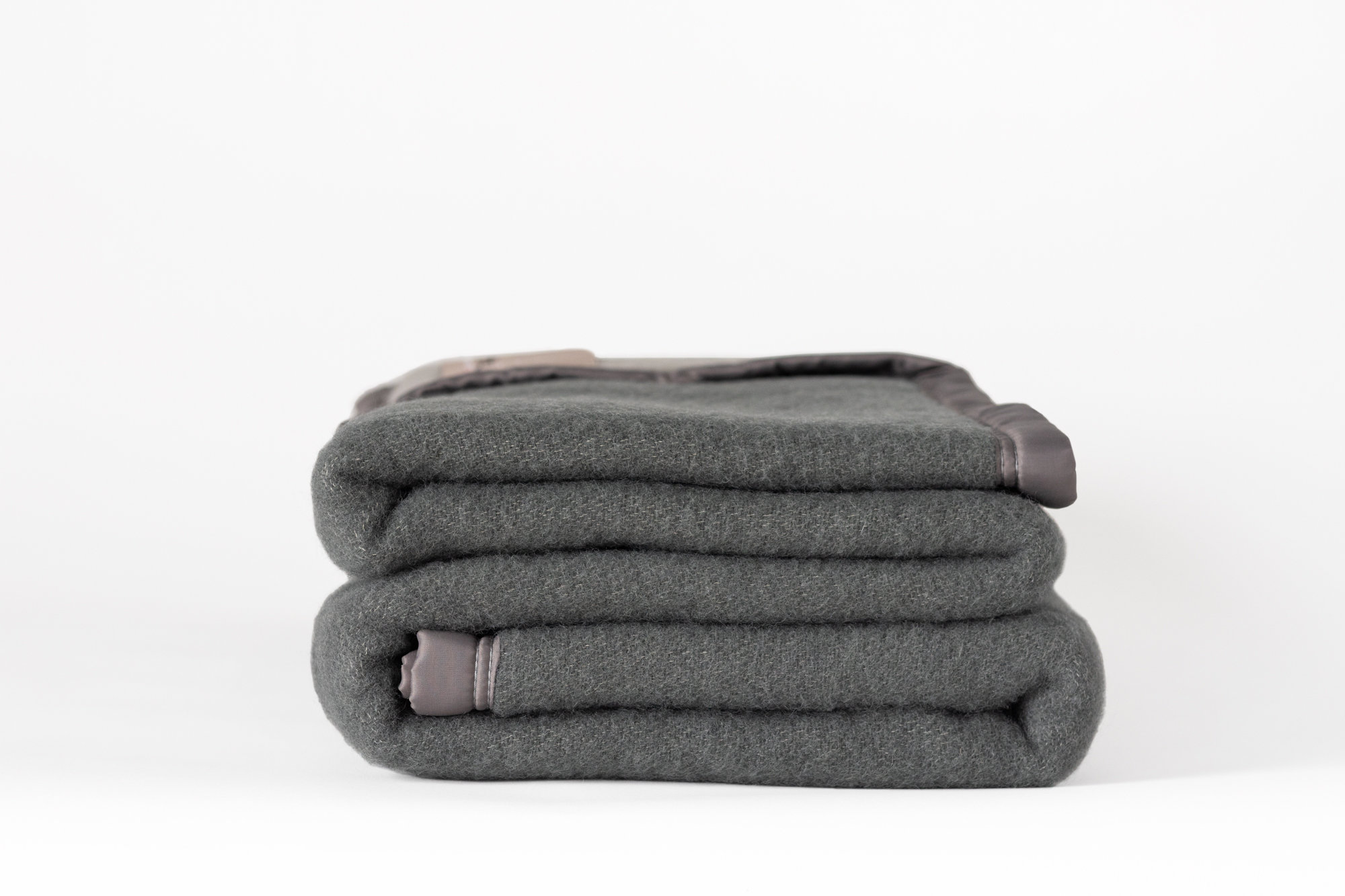Toison Dor Laine Heavyweight Washable Wool Blanket | Wayfair