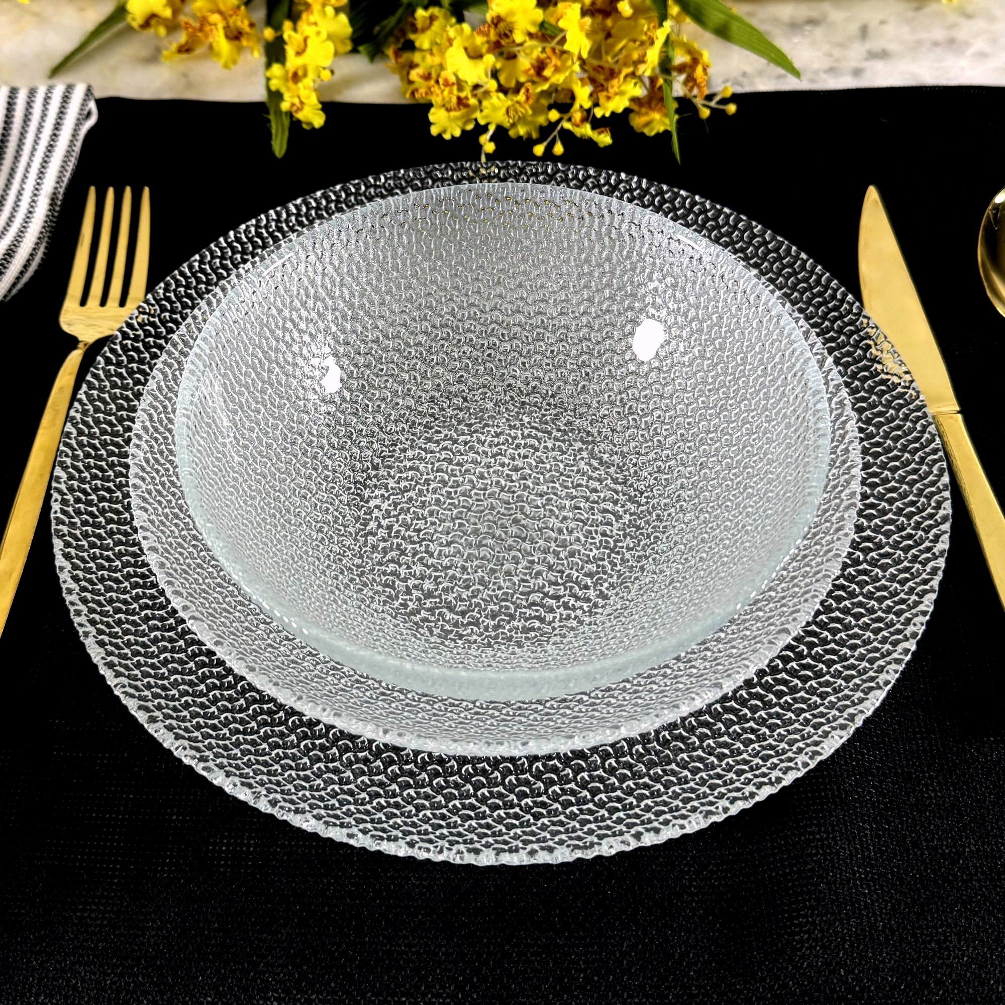 Wrought Studio Vaisselle en verre Madellyne - Wayfair Canada