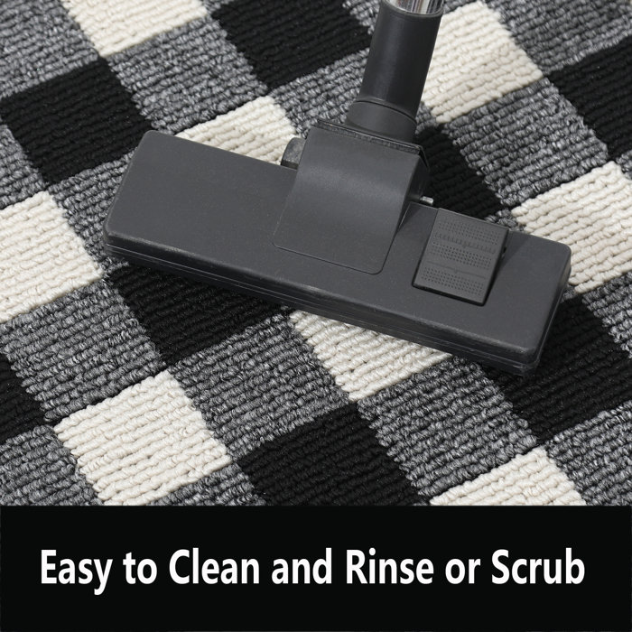 Gracie Oaks Akheem Non-Slip Christmas Outdoor Doormat & Reviews | Wayfair