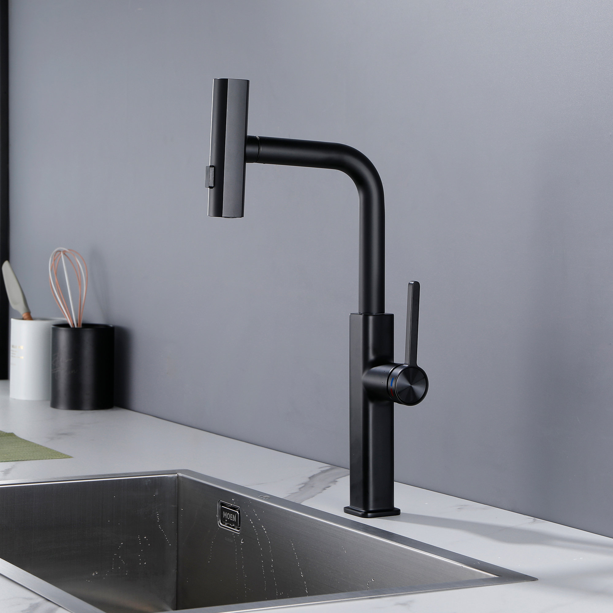 Designer Collection Single Handle Basin Sink Pull Out Kitchen Faucet ...