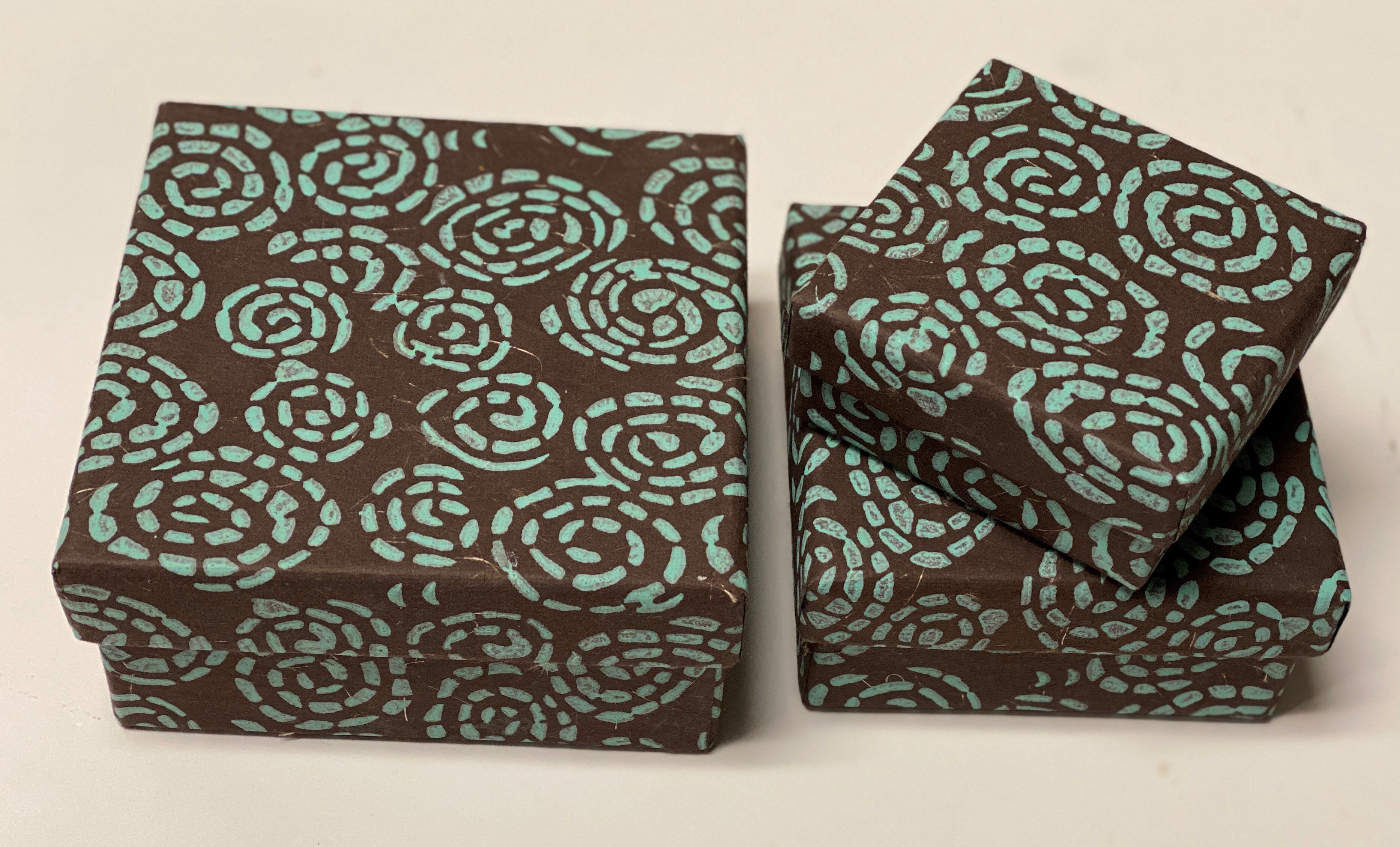 Sustainable Threads 3 Piece Spiral Nesting Jewellery Decorative Box Set ...