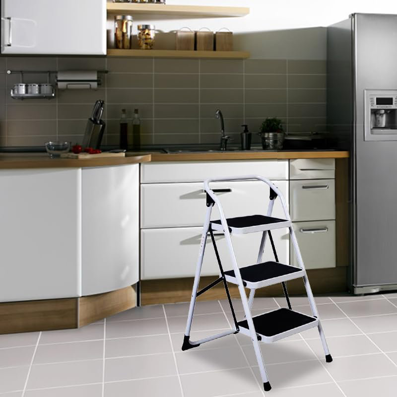 WFX Utility™ 3-Step Folding Steel Step Ladder, 500 Lbs Capacity, Wide ...