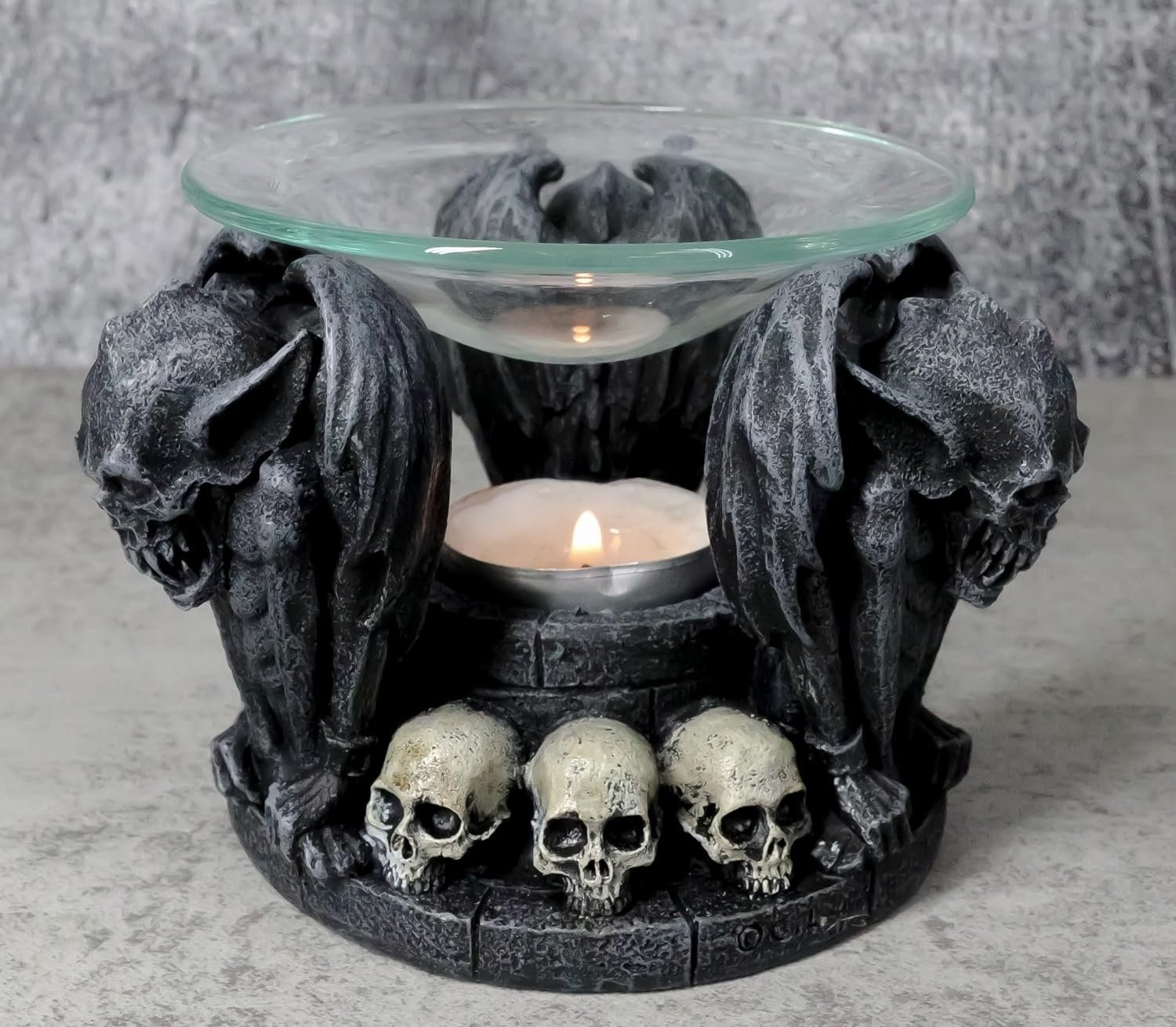 Trinx Jayshan Vampire Skull Figurine | Wayfair