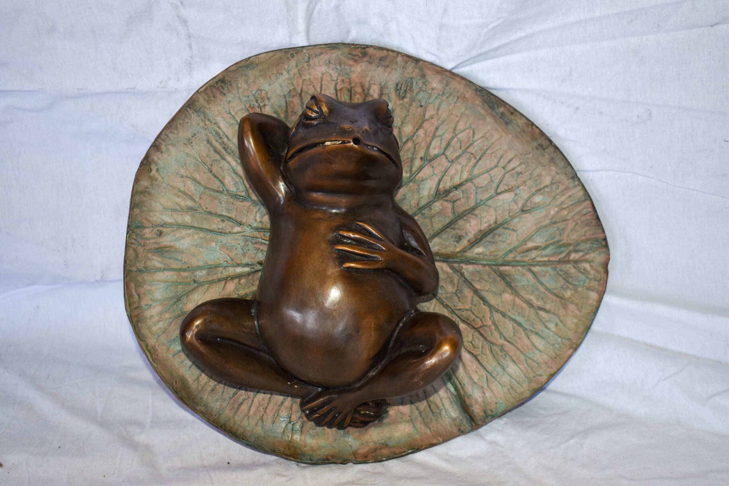 Trinx Everrette Copper Relaxed Frog Supine on a Lily Bronze Statue Wall ...