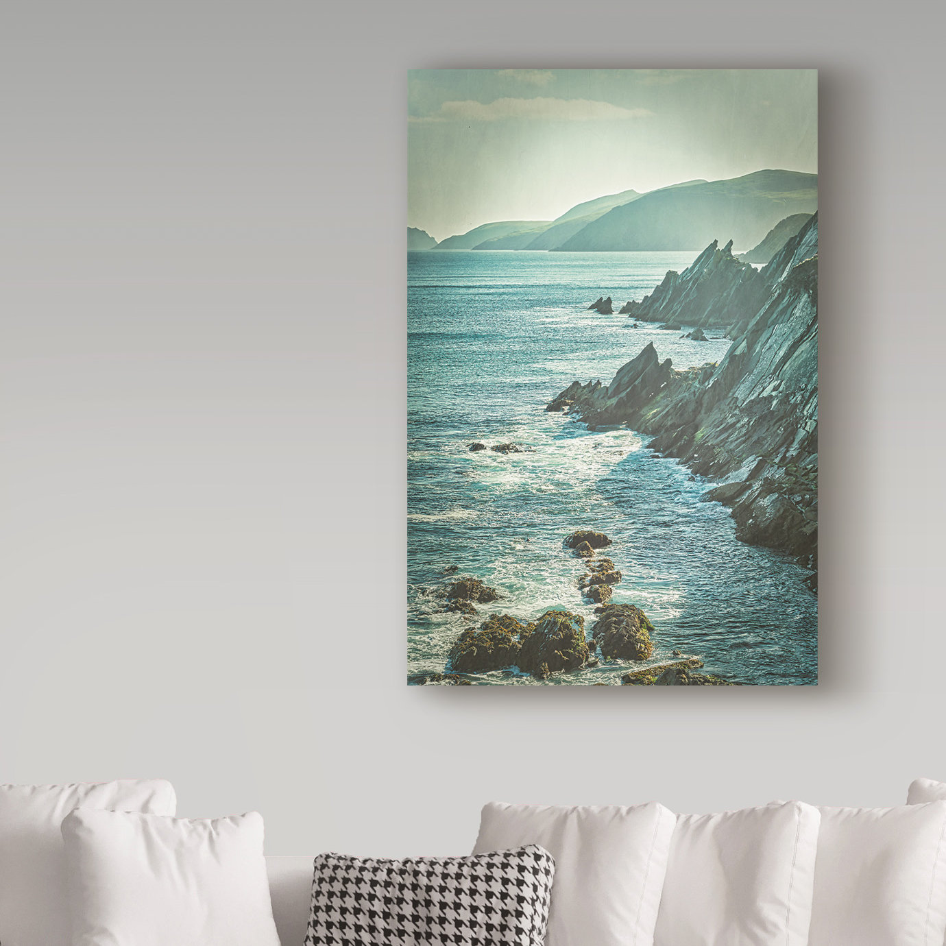 Highland Dunes 'one Point Perspective' Graphic Art Print on Wrapped ...