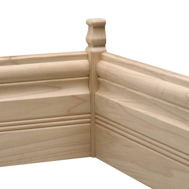 Ornamental Mouldings 6.75'' H x 1.13'' W x 1.13'' D Wood Corner Molding ...
