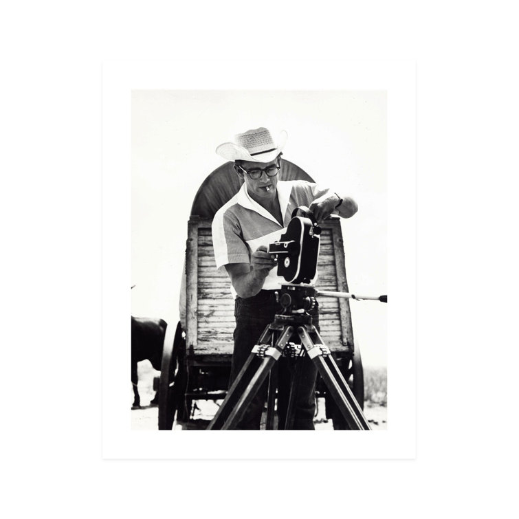 Globe Photos Entertainment James Dean James Dean Behind The Camera On ...
