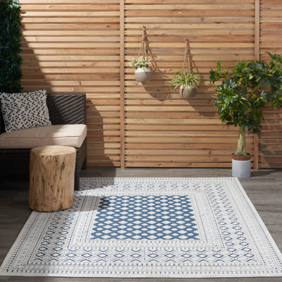 Sol 72 Outdoor™ Ady Geometric Rug & Reviews | Wayfair
