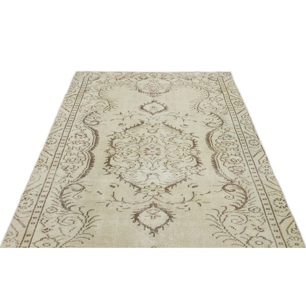 Latitude Vive Dakhari Hand Knotted Area Rug | Wayfair.co.uk