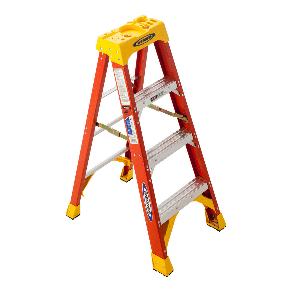 Werner 4 ft Fiberglass Step Ladder with 300 lb. Load Capacity & Reviews ...