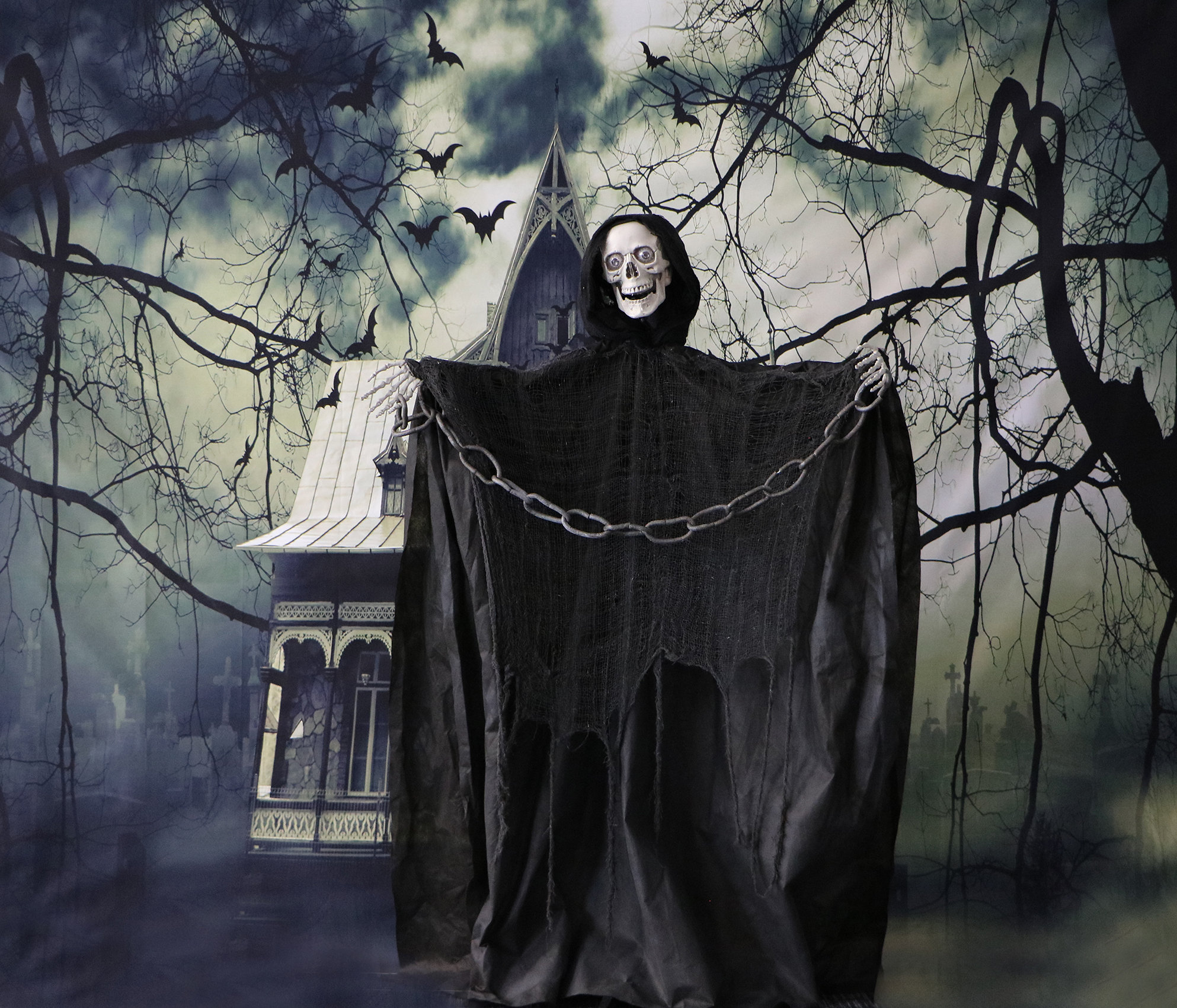 Haunted Hill Farm Talking Skeleton Prop with Moving Mouth Figurine ...