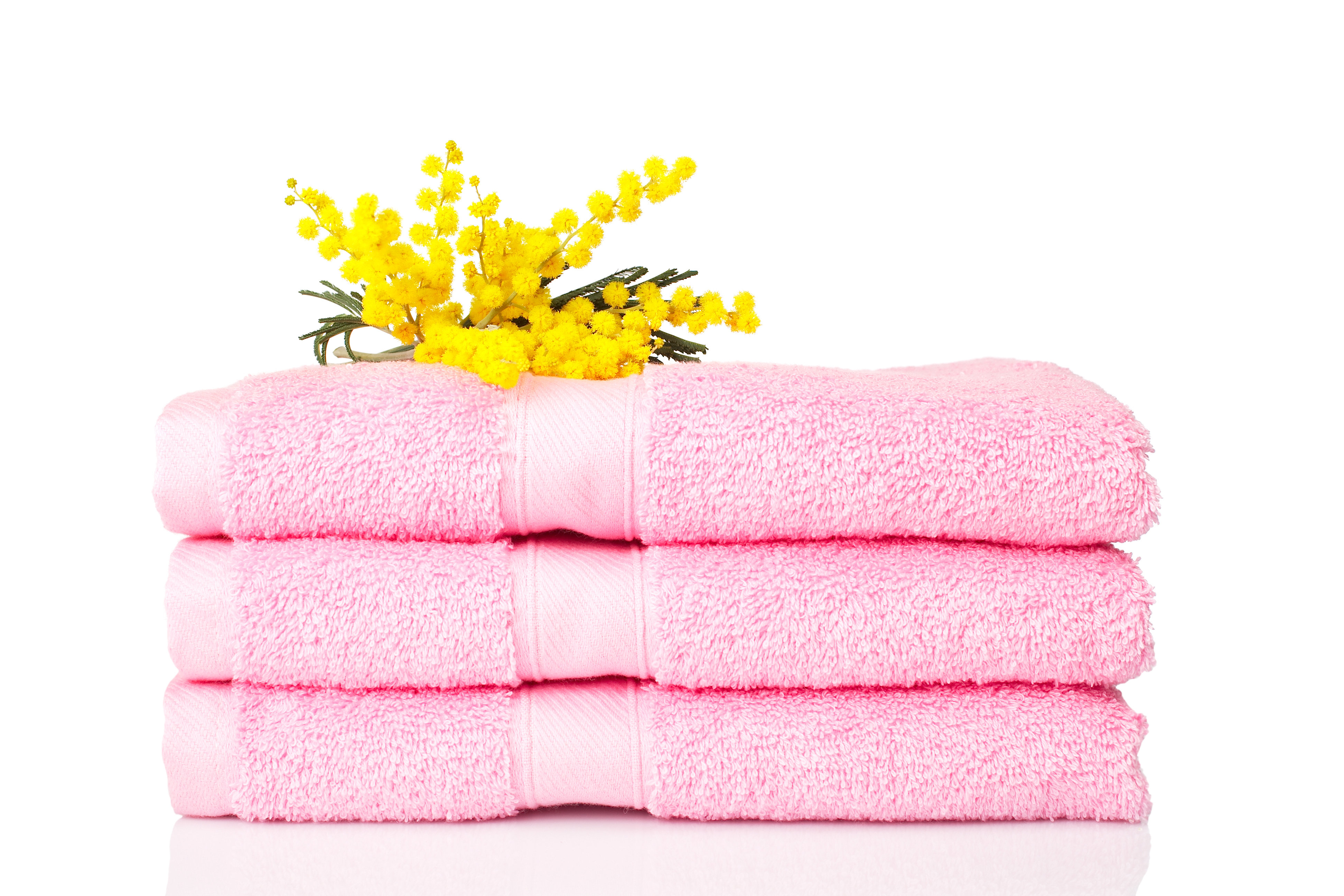 Hokku Designs Toal Pink Towels With Flowers by Thebroker | Wayfair