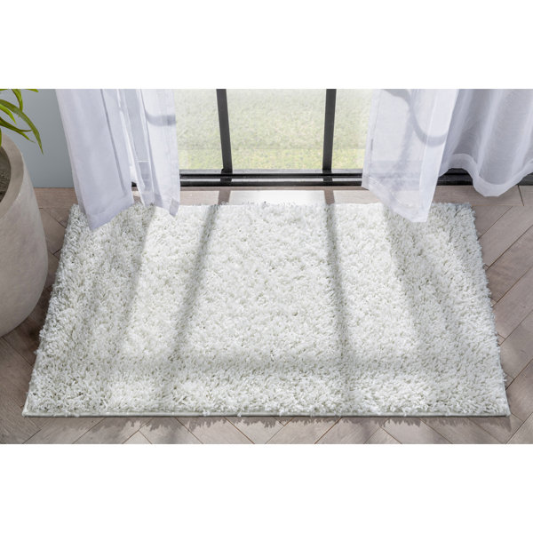 Well Woven Tapis à poil long texturé ivoire Well Well Tissé Emerson et ...