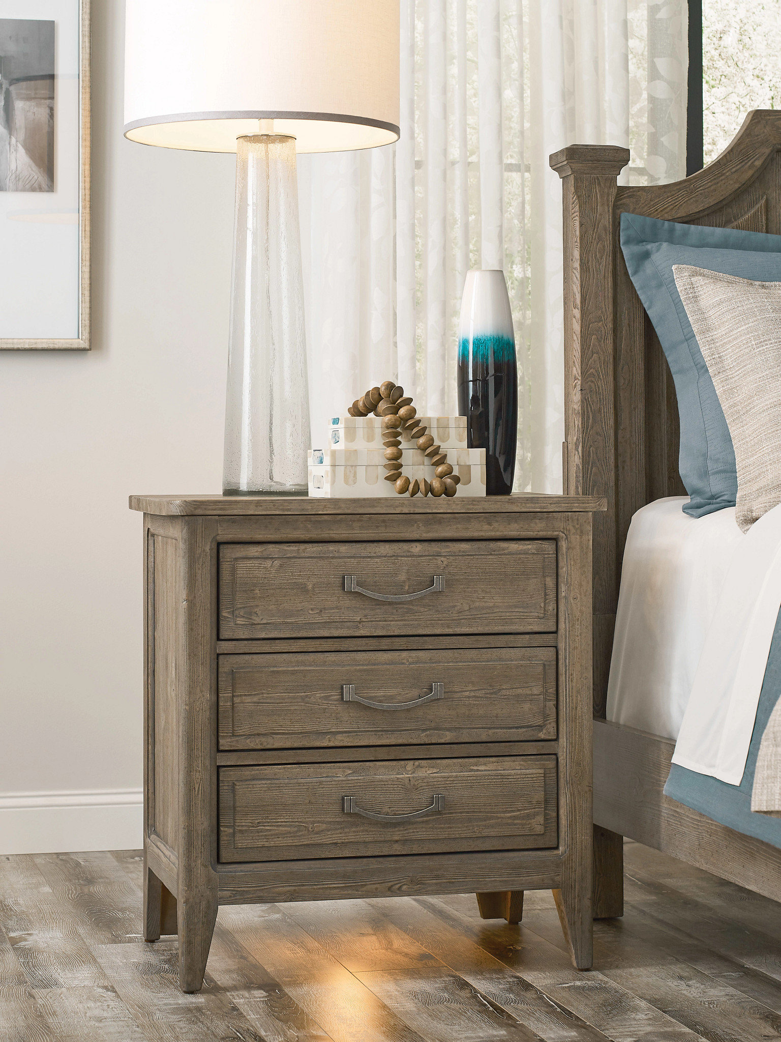 Rosalind Wheeler Table de chevet 3 tiroirs Bozzuto - Wayfair Canada