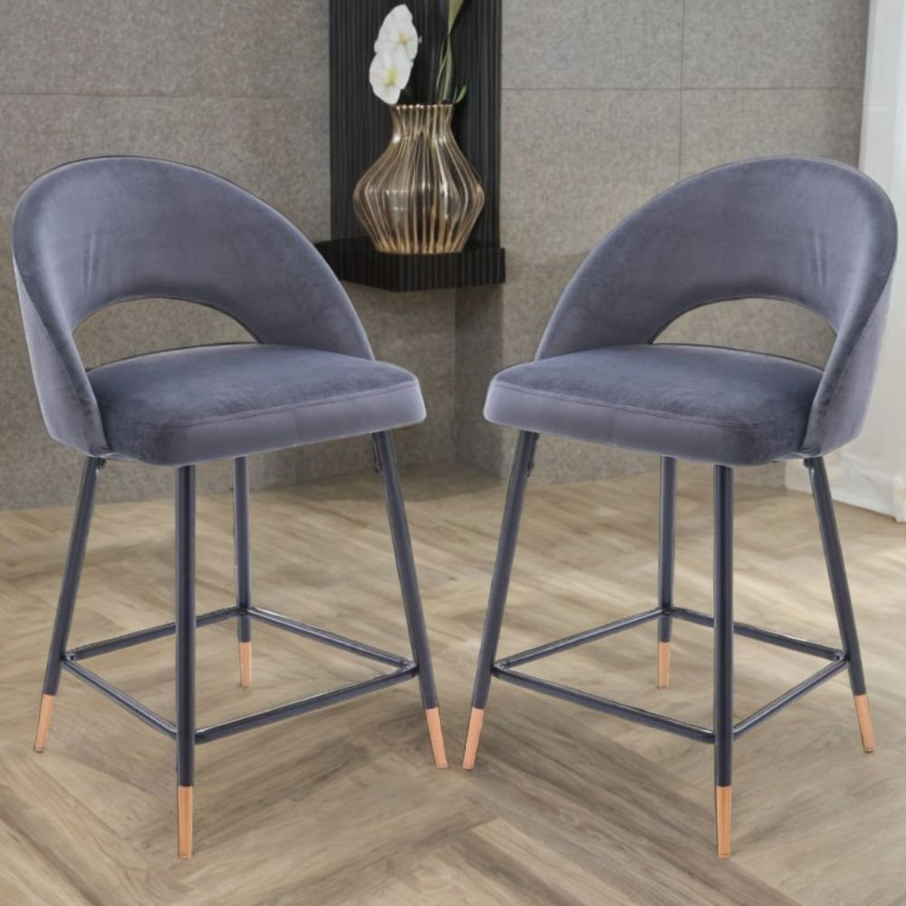 Everly Quinn Crawfordsland 30 Bar Stool | Wayfair