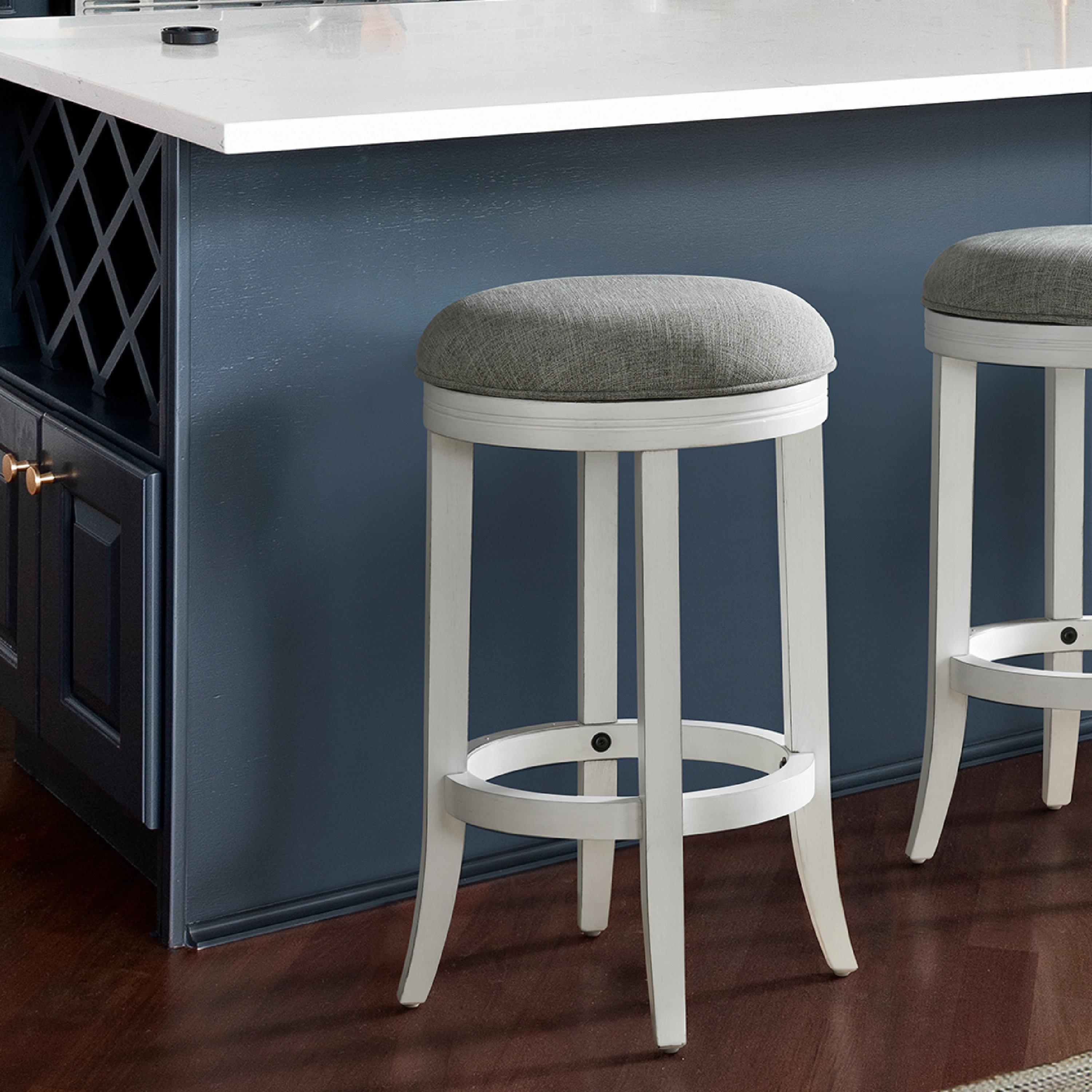 Winston Porter Farzin Swivel Upholstered Bar Stool & Reviews | Wayfair