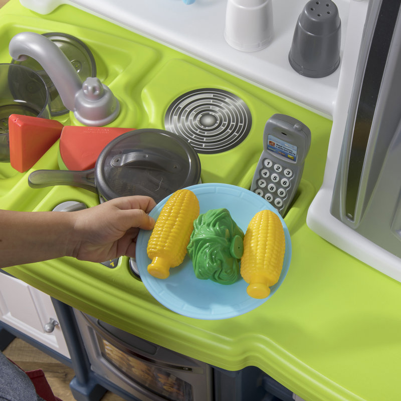 Step2 Lifestyle Dream Kitchen Toddler Pretend Play Toy Kitchen Set ...