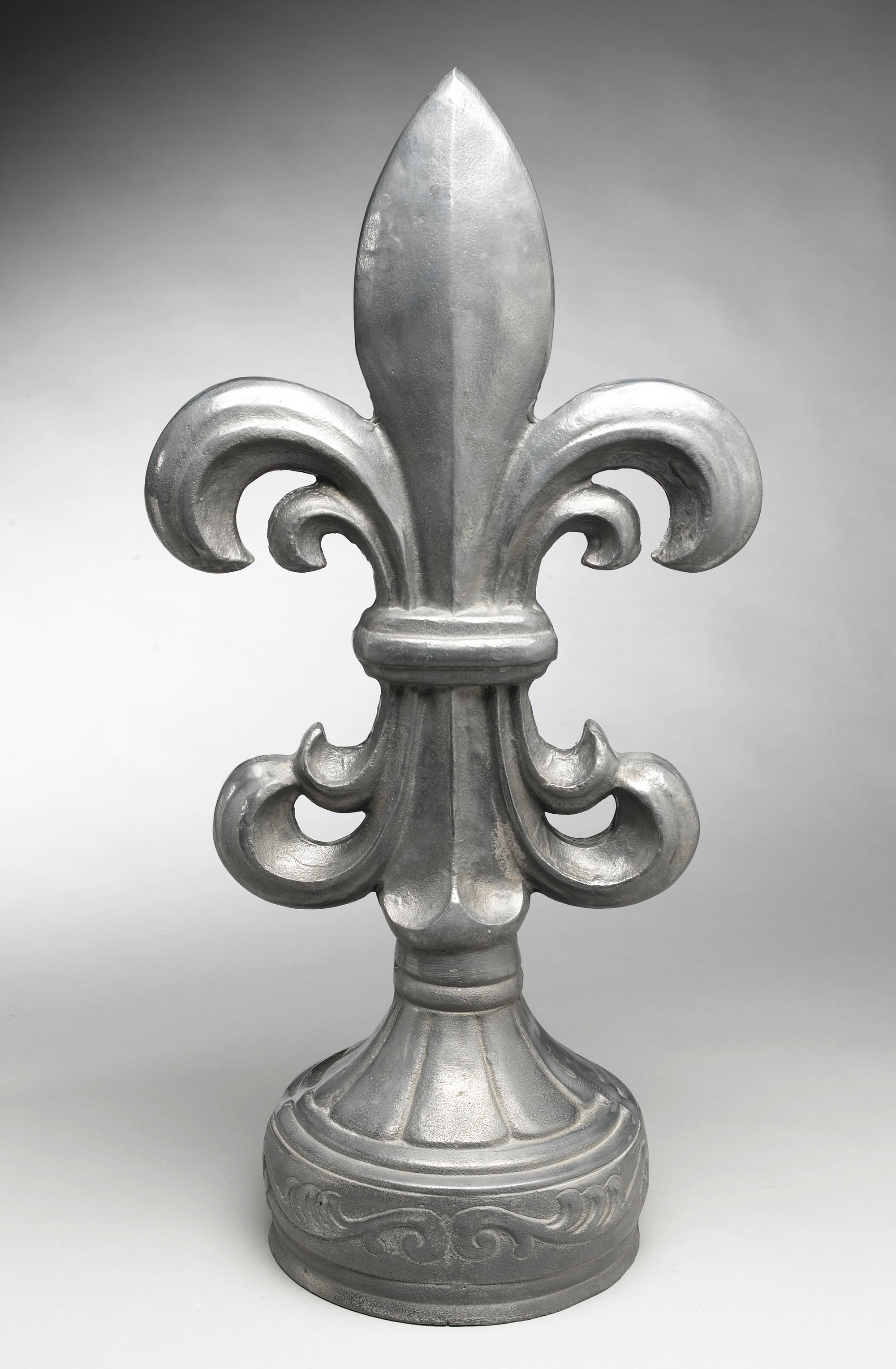 AA Importing Large Fleur De Lis Finial | Wayfair