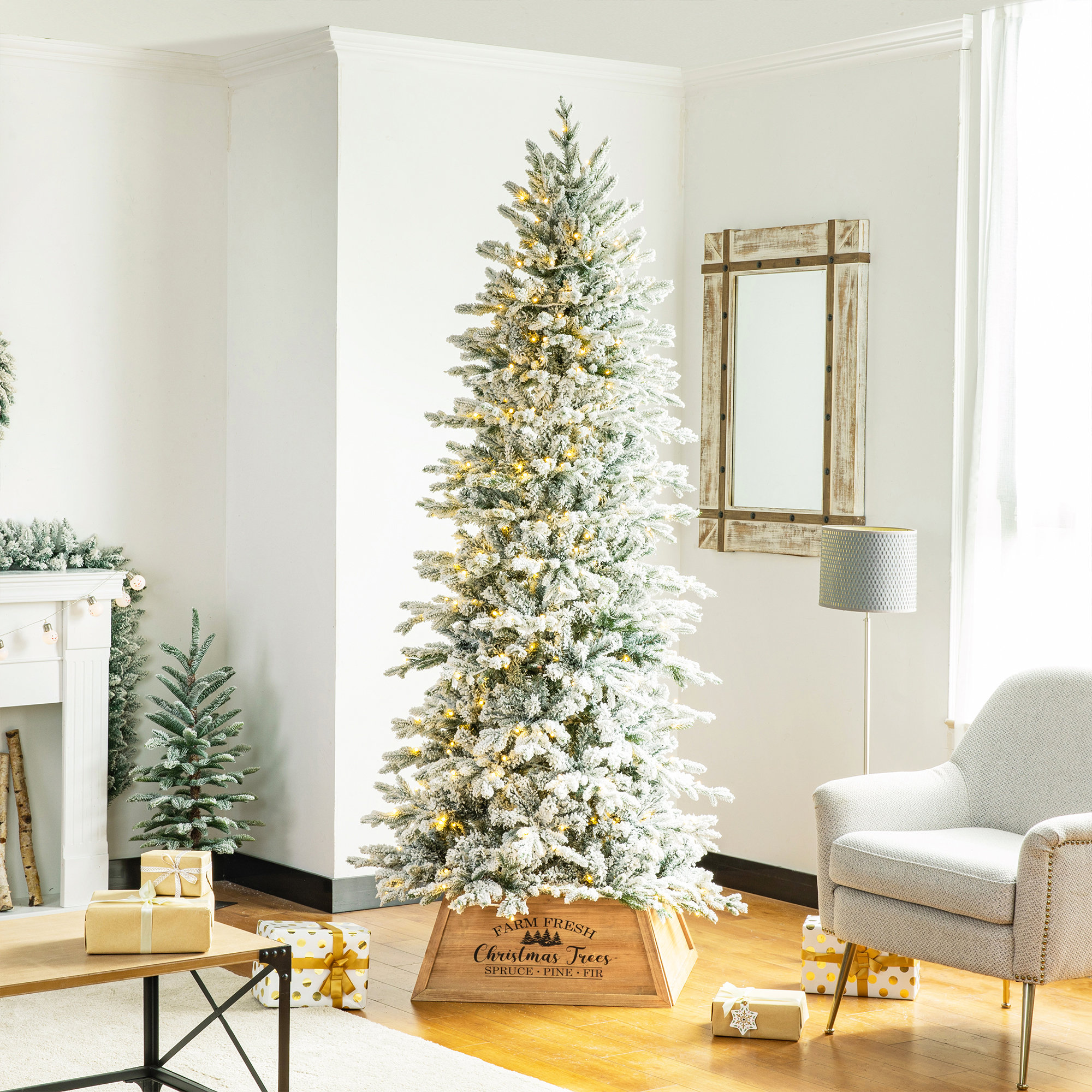 The Holiday Aisle® Guillema Green White Fir Artificial Christmas Tree