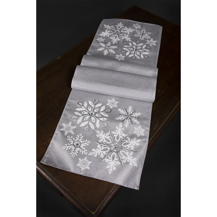 Darby Home Co Westhampton Glistening Snow Table Runner & Reviews | Wayfair