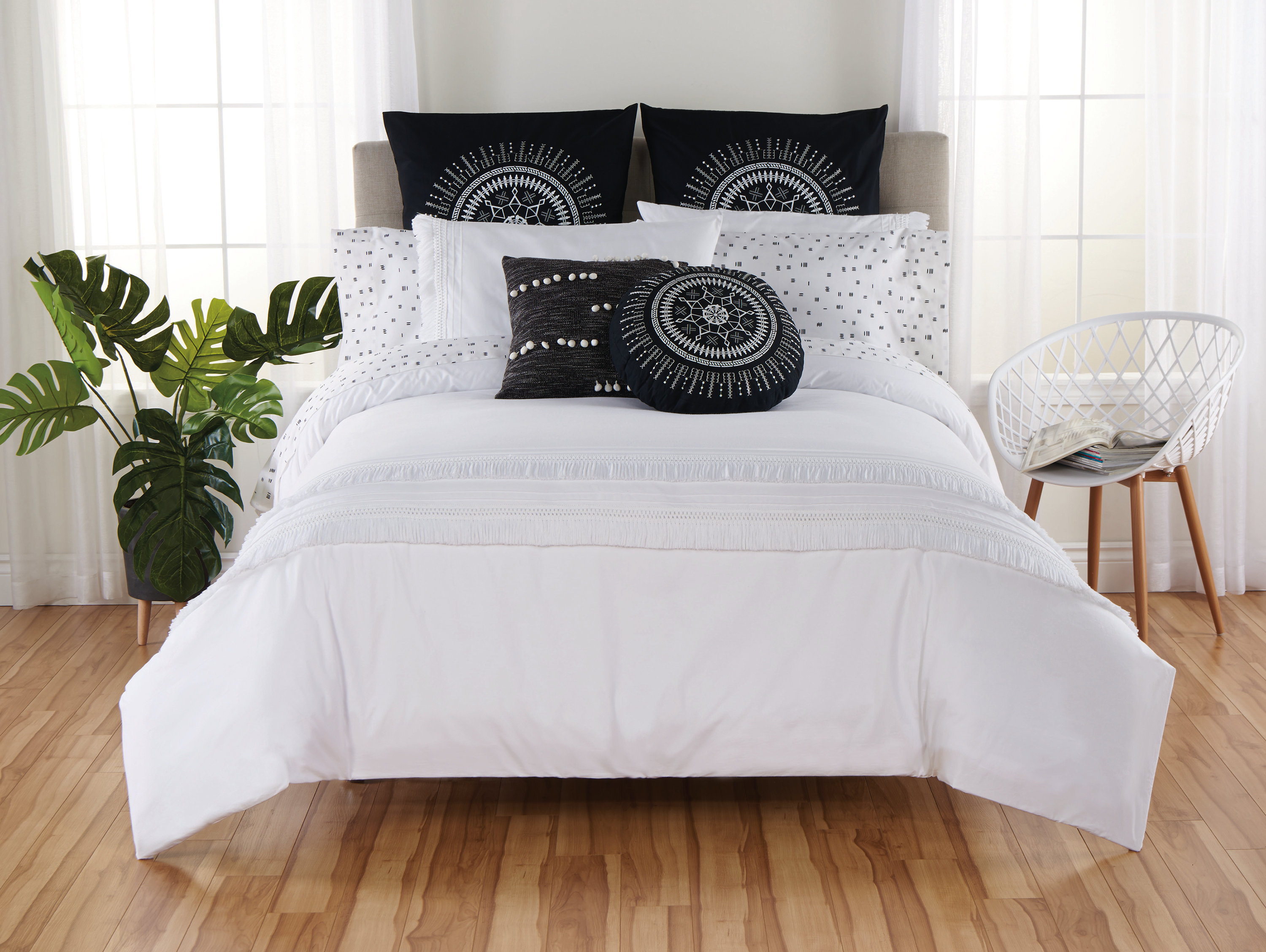 Beco Home Lorne White 3 Piece Duvet Cover Set & Reviews | Wayfair