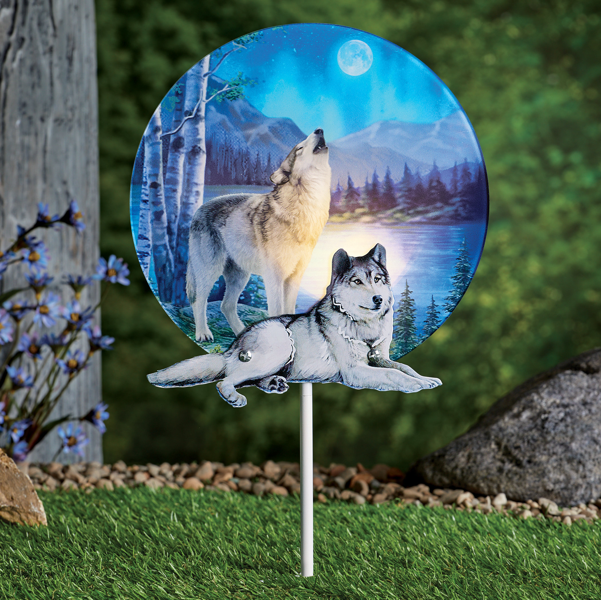 Arlmont & Co. Solar Powered Howling Wolves Outdoor Garden Stake ...