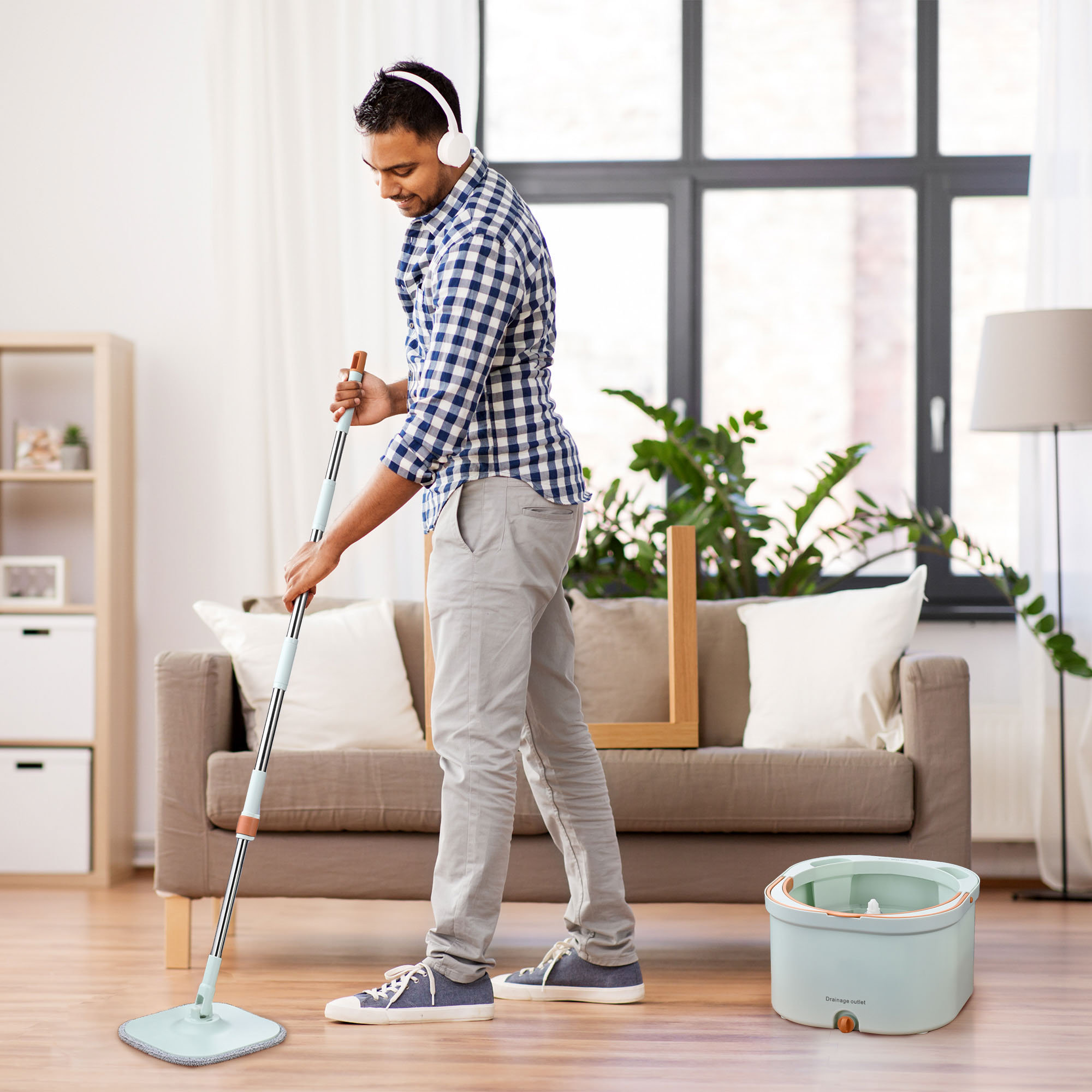 Yescom Spin Mop and Bucket Floor Cleaning System - Wayfair Canada