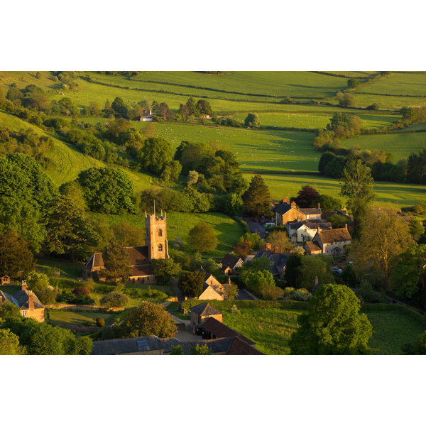 Latitude Run Dougall Corton Denham, Somerset, UK by David Crosbie ...