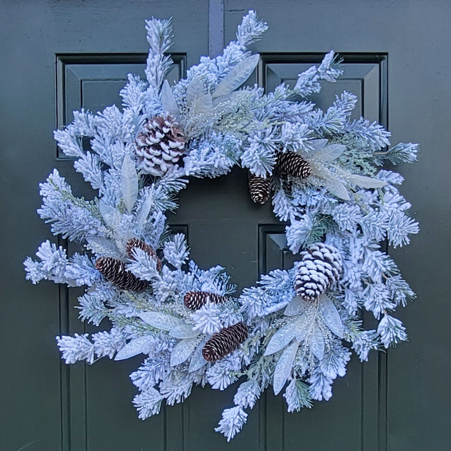 The Holiday Aisle® Couronne de pin 24 po - Wayfair Canada