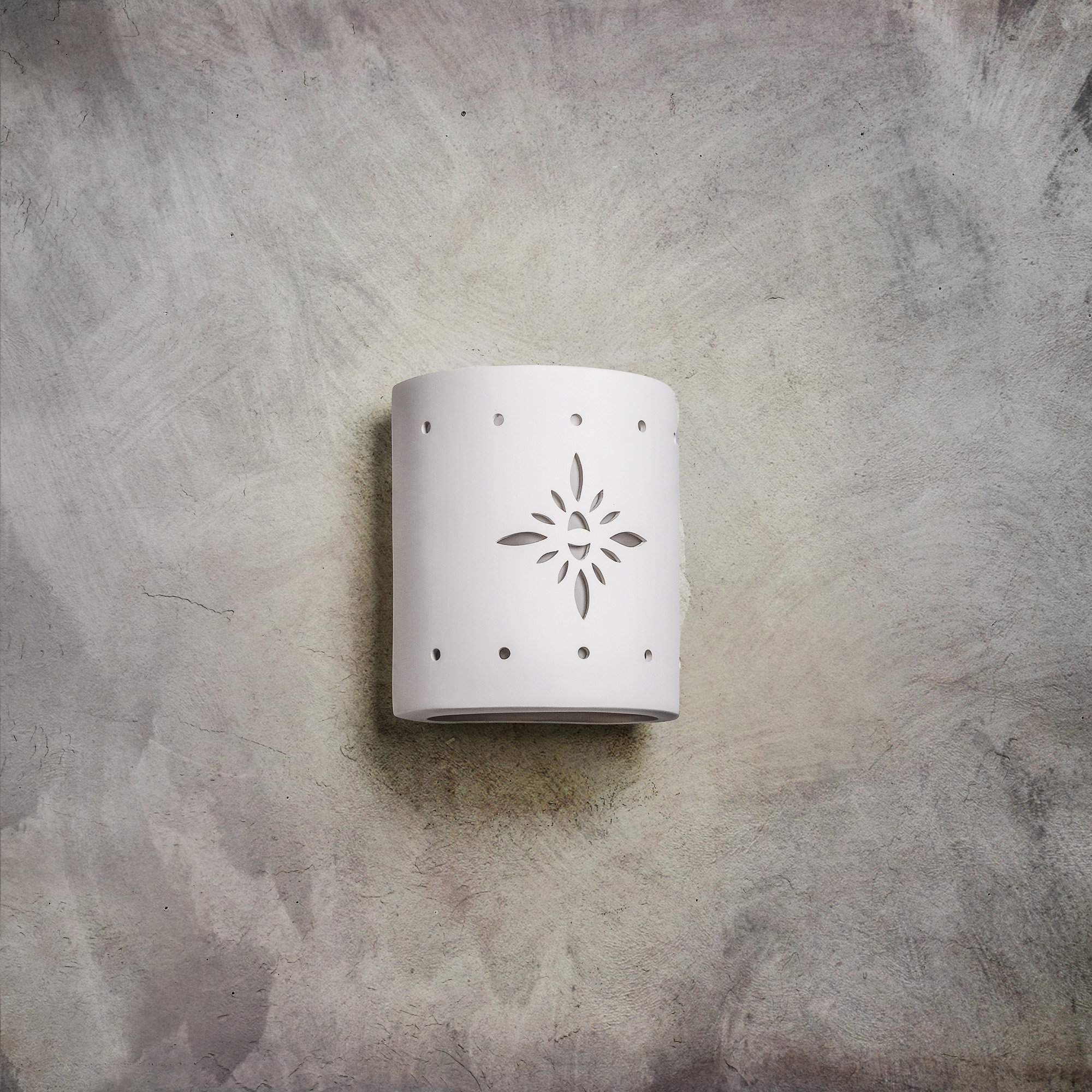 Foundry Select Ninamarie Ceramic Outdoor Wall Light, LED Bulb Included ...