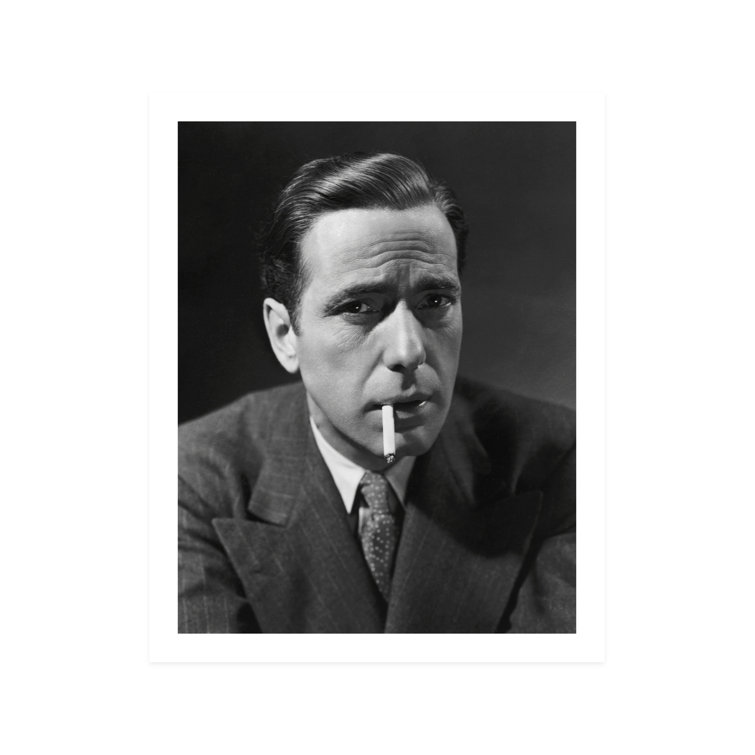 Globe Photos Entertainment Humphrey Bogart Humphrey Bogart Smoking On ...