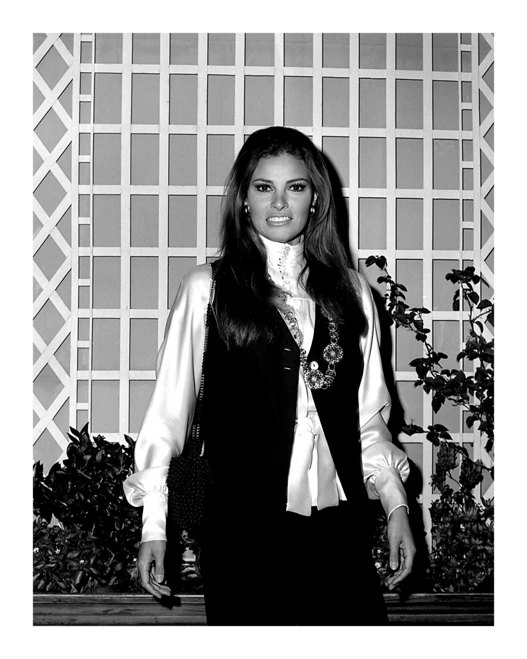 Globe Photos Entertainment " Portrait Of Raquel Welch At The Hollywoods ...