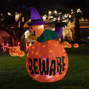 The Holiday Aisle® Halloween Inflatable Wizard with Lighted Pumpkin ...