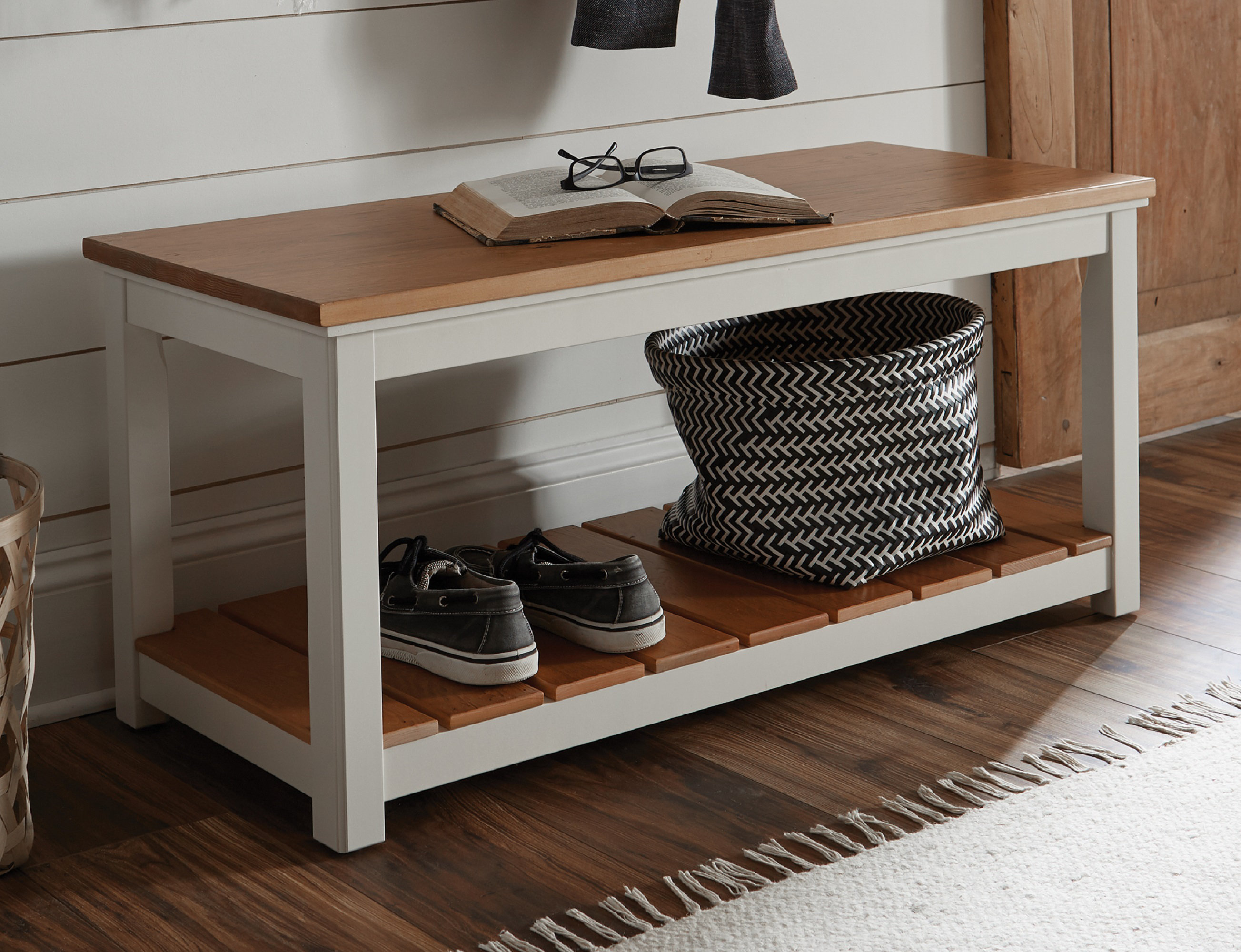 Red Barrel Studio® Athulya 40" Wide Cottage Beach House Design Entryway ...