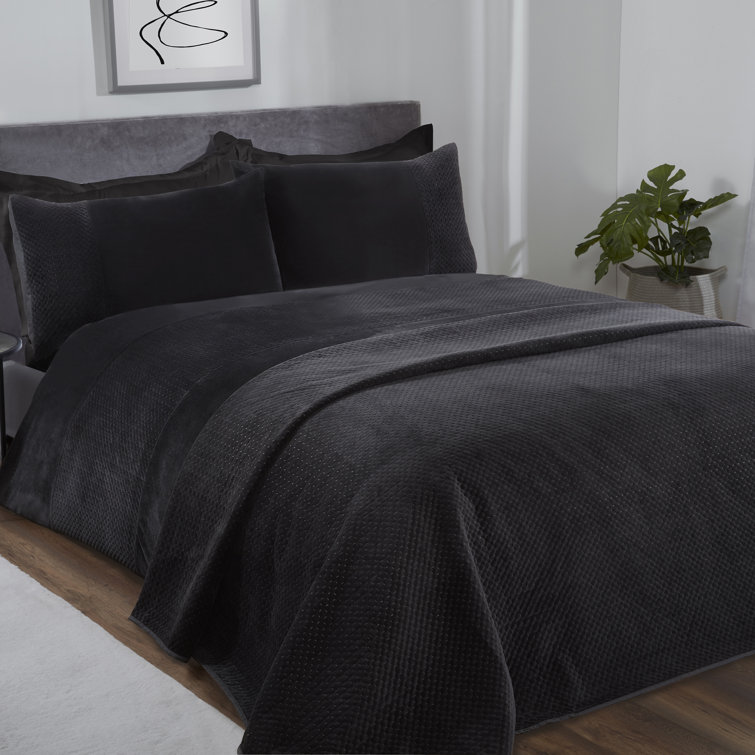 Latitude Run Velour Pinsonic Bedspread & Reviews | Wayfair.co.uk