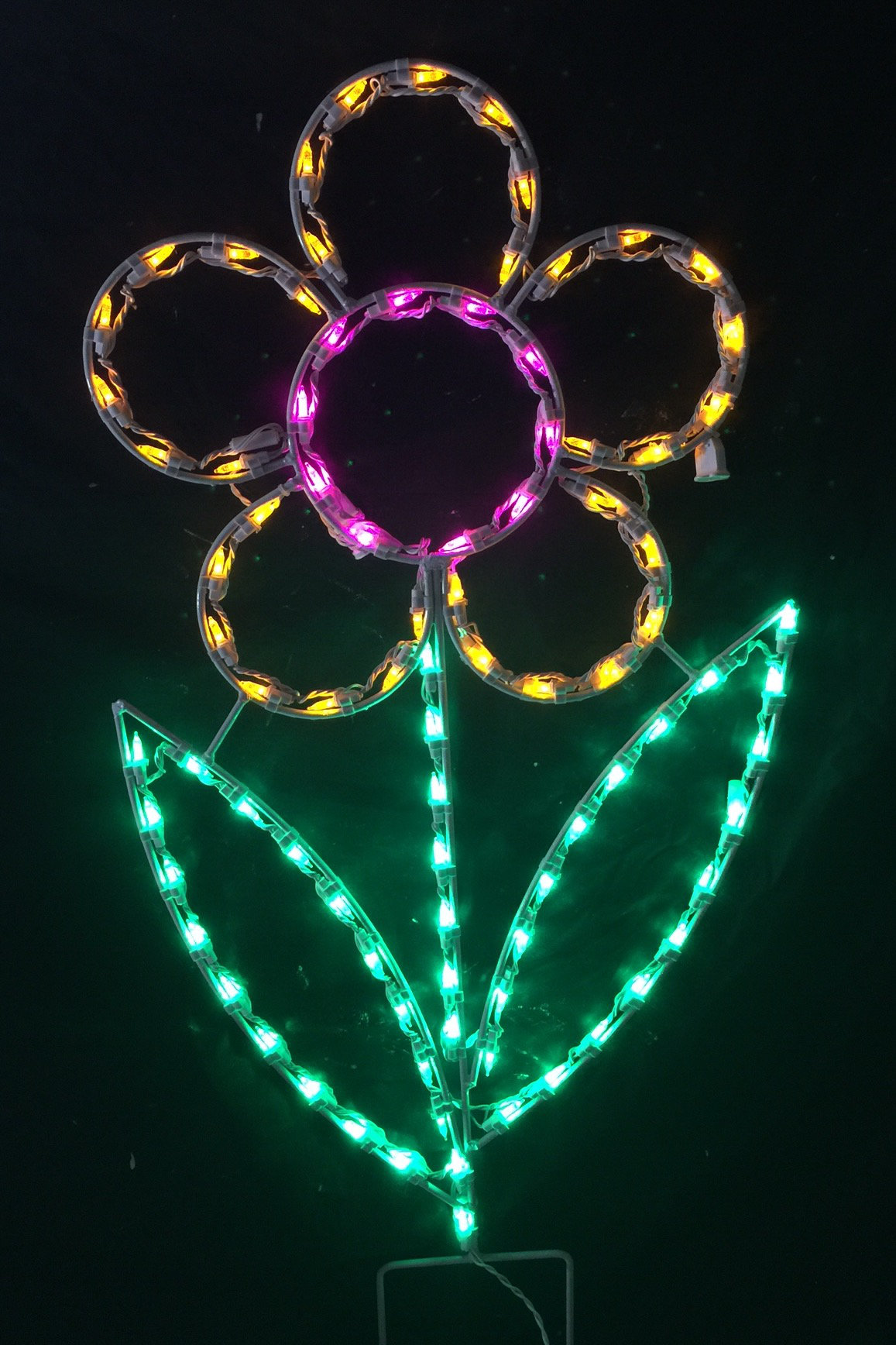 Lori's Lighted D'Lites Large Daisy Spring Holiday Lighted Display | Wayfair